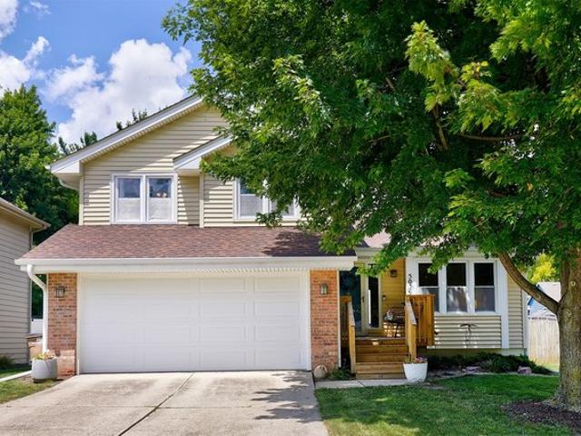 5029 Wistful Vista Dr, West Des Moines, IA 50265
