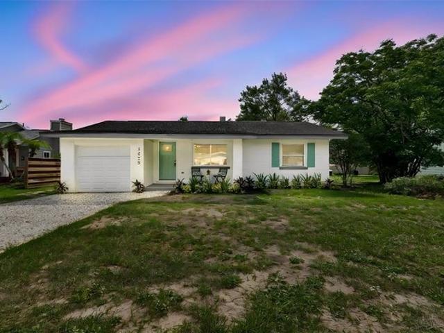 5029 19th St, Zephyrhills, FL 33542