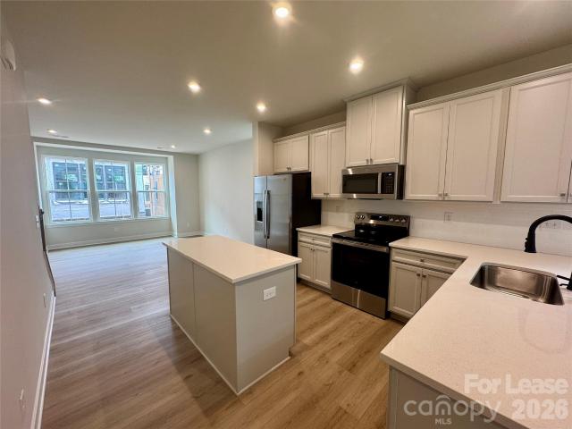 5021 Chinook Lane
