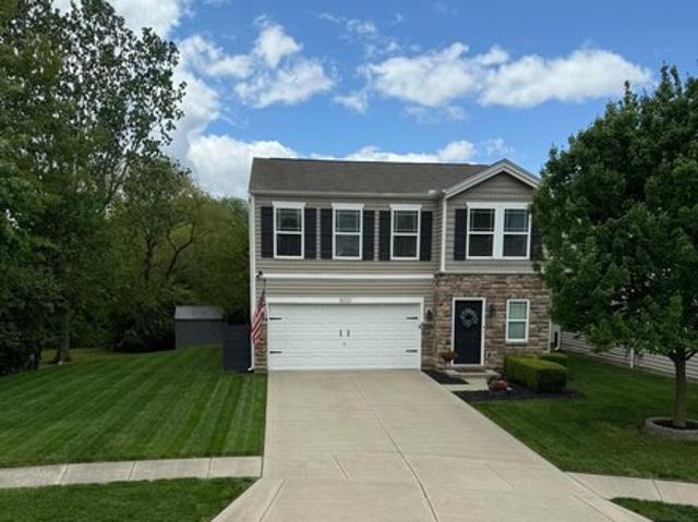 5021 Grimm Dr, Lockbourne, OH 43137