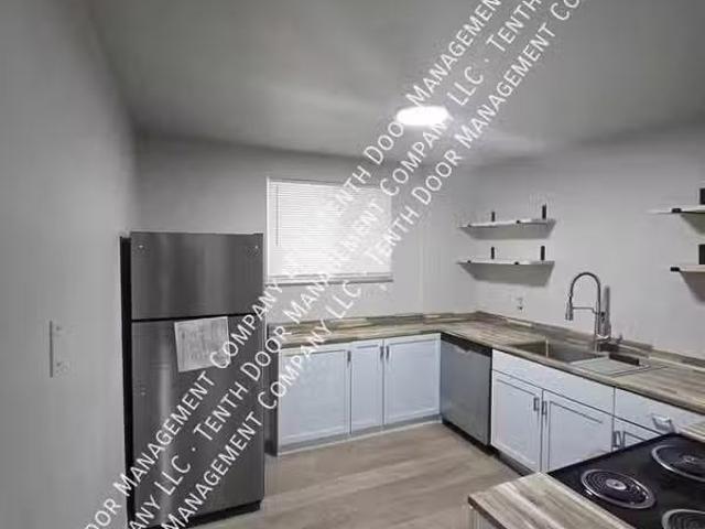 5021 Jacksboro Pike 2 5021 Jacksboro Pike