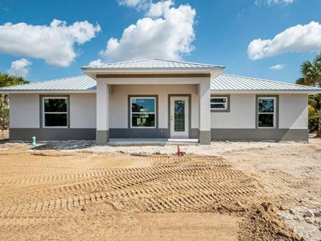 5021 Pike Ln, Labelle, FL 33935