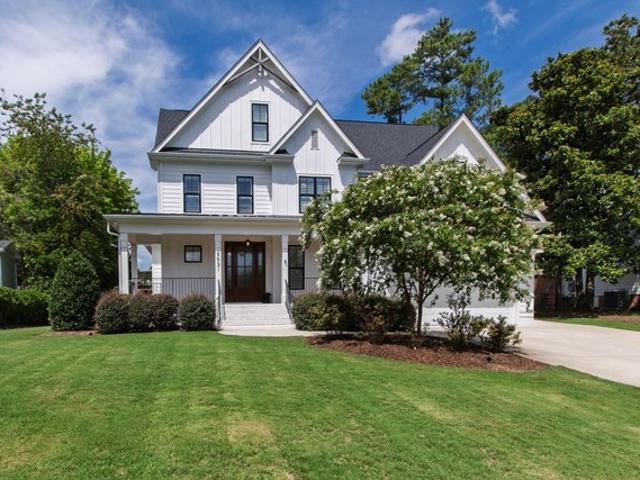 5021 Sandlewood Dr, Raleigh, NC 27609