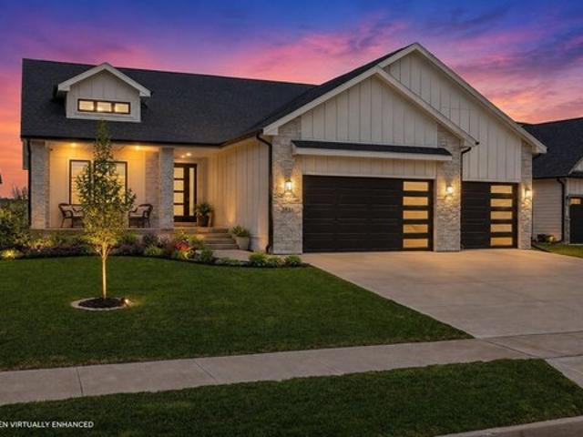 5021 th Cir, Urbandale, IA 50323