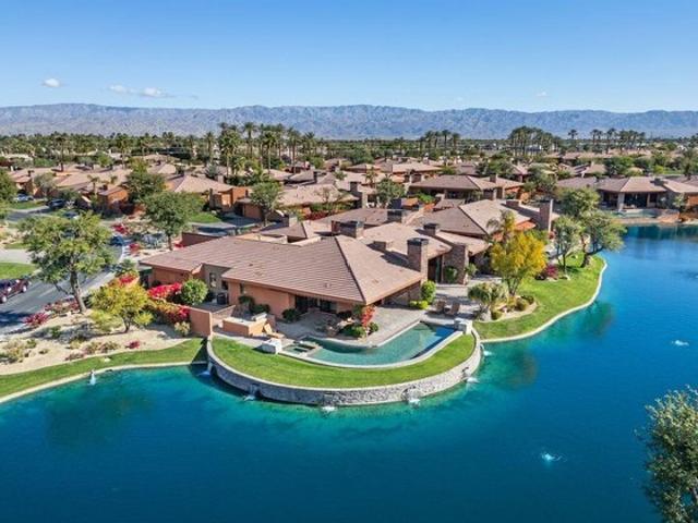 50220 Via Puente, La Quinta, CA 92253