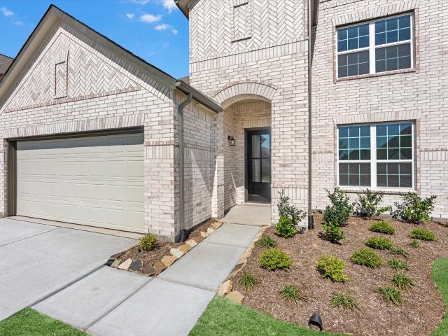 5022 Field Sparrow Lane