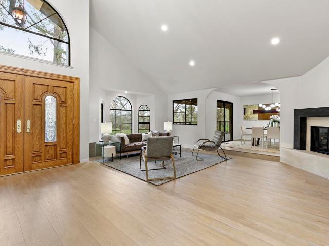 5022 Foothill Rd