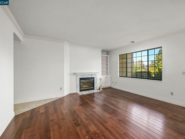 5022 Lakeview Dr. 101