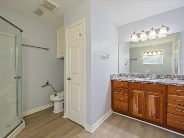5022 Pine Cliff Dr, Houston, TX 77084