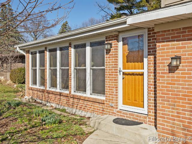 5023 Creekview Drive
