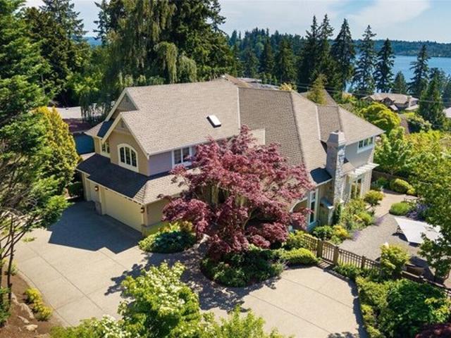 502 95th Ave NE, Bellevue, WA 98004