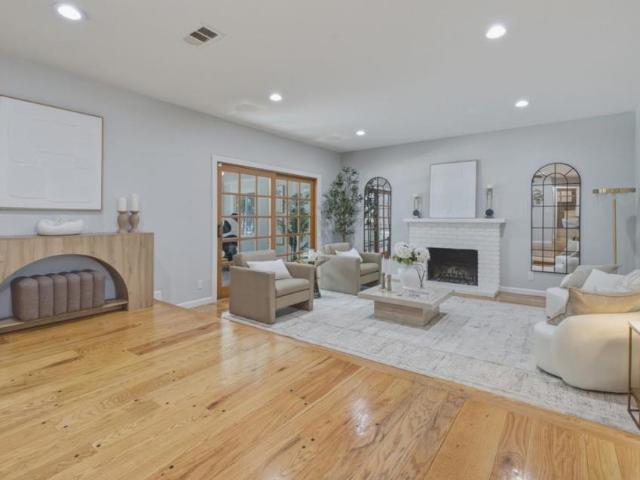 502 Coelho Street