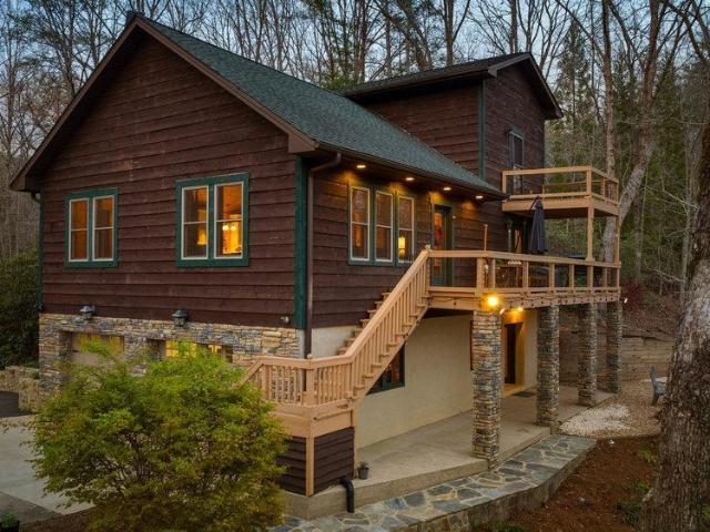 502 Caledonia Loop