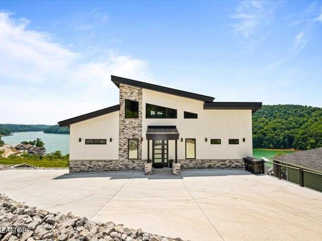 502 Cameron Loop Ln, La Follette, TN 37766
