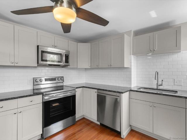 502 Chapel St, Unit 4, New Haven, CT 06511 | MLS #24159 | Compass