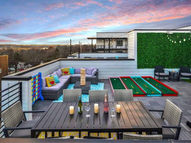 502 Cliff Cir