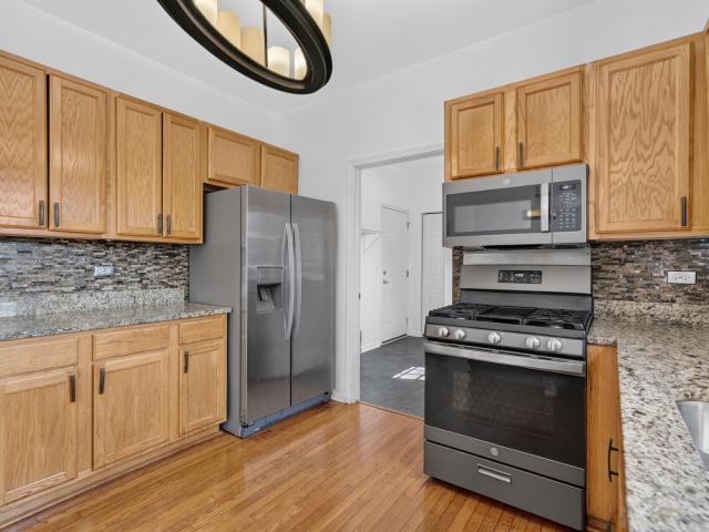 502 Crystal Court