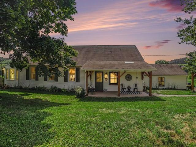 502 Creek Rd, Christiana, PA 17509