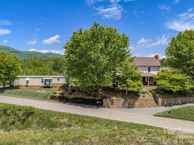 502 and 504 Old Us 19 23 Hwy, Candler, NC 28715