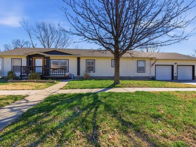 502 Anderson Ave, Chapman, KS 67431