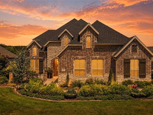 502 Birkshire Rd, Cave Springs, AR 72718