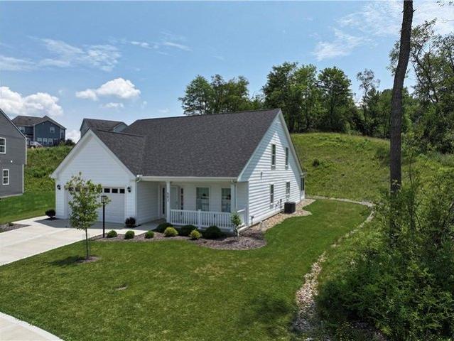 502 Blackrock Blvd, Mars, PA 16046