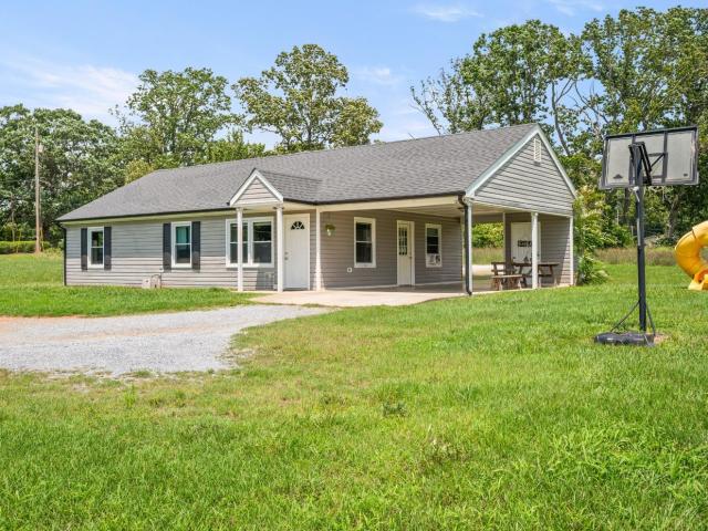 502 Brookneal Highway