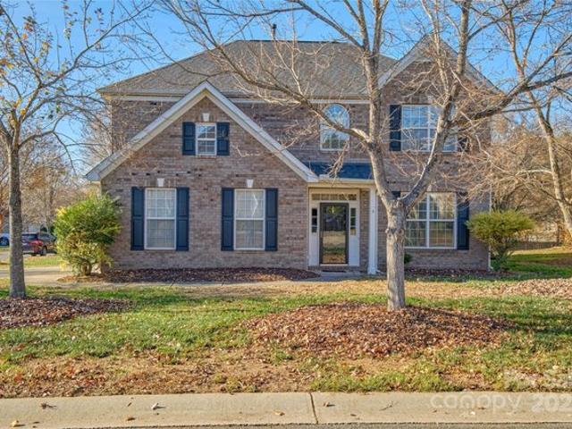 502 Gillcreek Ct, Lake Wylie, SC 29710