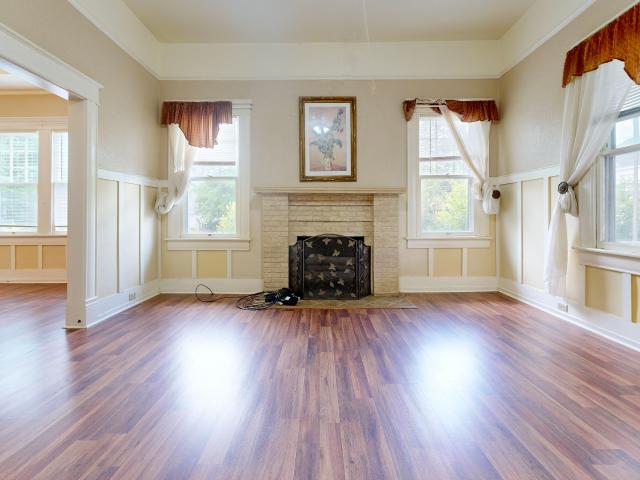502 Dewey Street