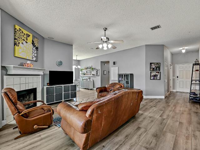 502 Dusty Leather Ct