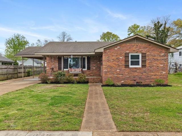 502 E 5th St, Tuscumbia, AL 35674