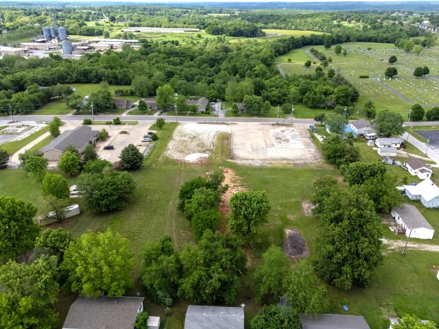 502 E Highway 32