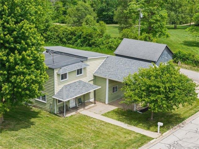 502 E Main St, Lisbon, IA 52253