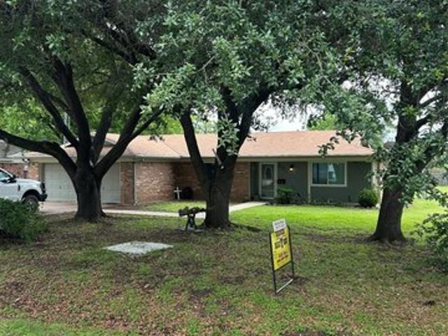 502 E Roosevelt Ave, Whitney, TX 76692