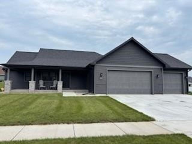 502 Eisenhower St, Baraboo, WI 53913