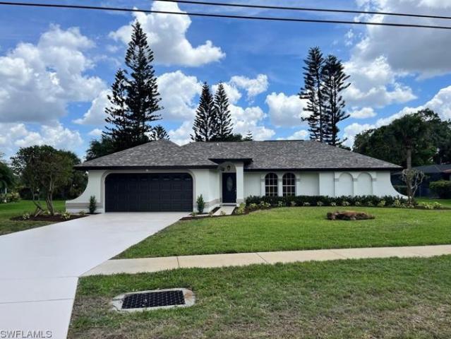 502 Elaine Ave N, Lehigh Acres, FL 33971