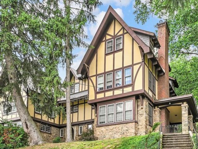 502 Friedensburg Rd, Reading, PA 19606