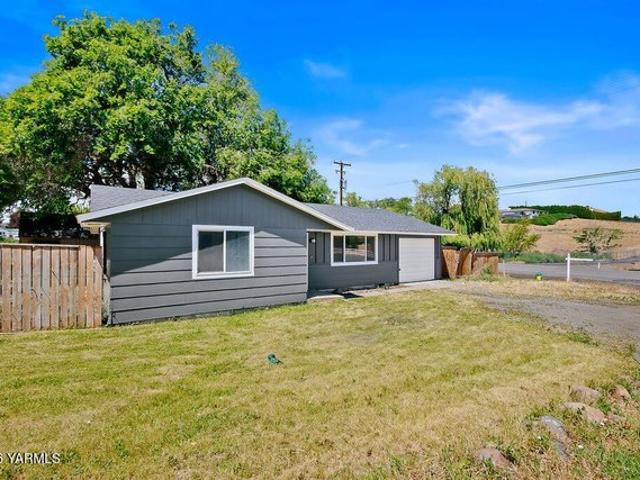 502 Friedline Rd, Yakima, WA 98908