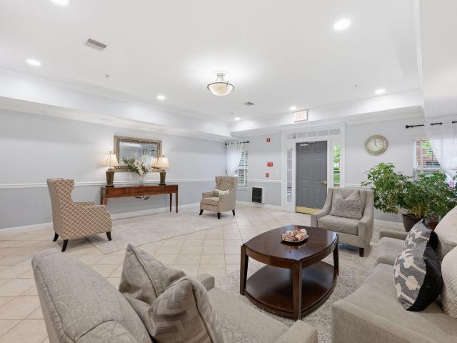 502 King Farm # 206