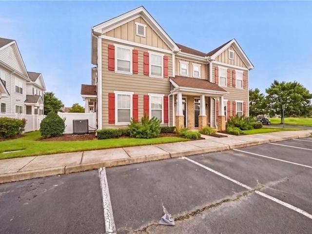 502 Hermit Thrush Way, Chesapeake, VA 23323