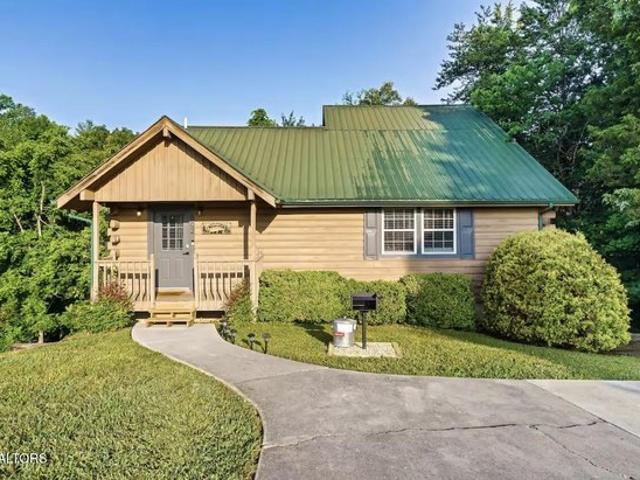 502 Hideaway Ridge Cir, Sevierville, TN 37862
