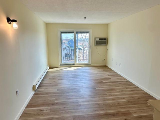502 High St, Unit 305, Hampton, NH 03842 | MLS #5085 | Compass