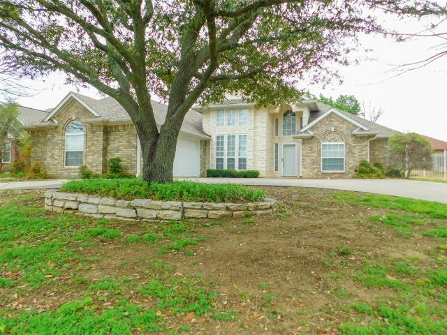 502 Hillcrest Lane
