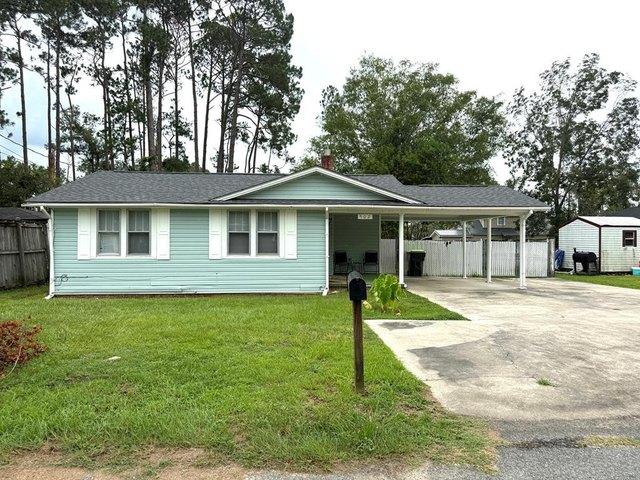 502 Leon St E, Douglas, GA 31533