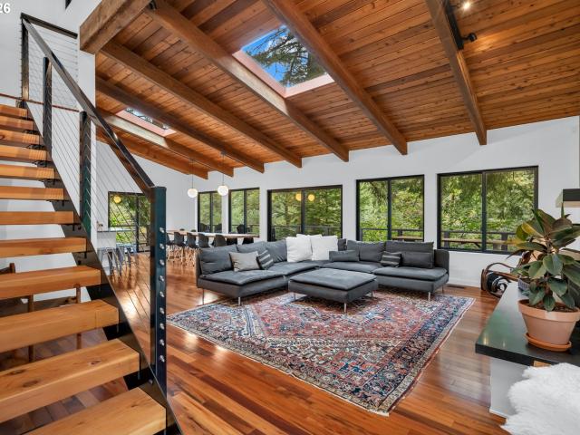 502 linda ln