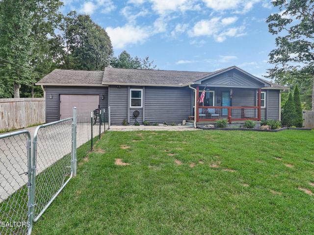 502 Mockingbird Drive