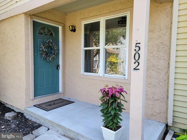 502 Magnolia Ct, Marlton, NJ 08053