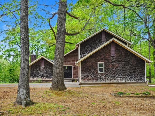 502 Maplewood Dr