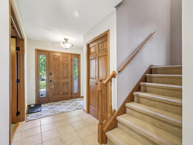 502 Meadowlark Lane
