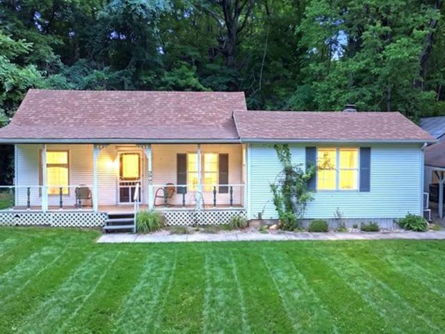 502 Myrtle Ave, Crane, MO 65633